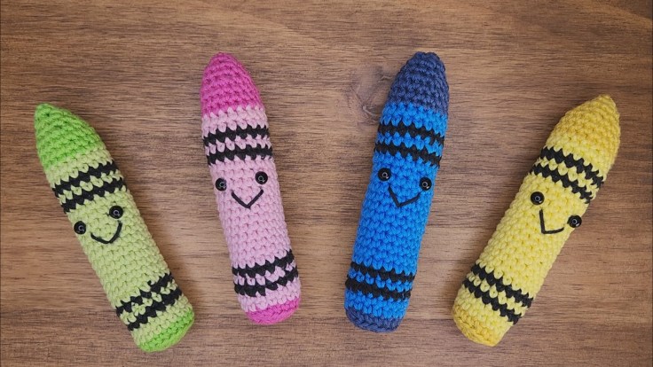 Crochet Crayon Amigurumi Keychain | Free Pattern + Video Tutorial – 365 Days of Dana